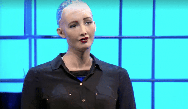 Sophia Robot - Une androïde intelligente et émotive - INTELLIGENCE ... Sophia Robot - Une androïde intelligente et émotive - INTELLIGENCE ...